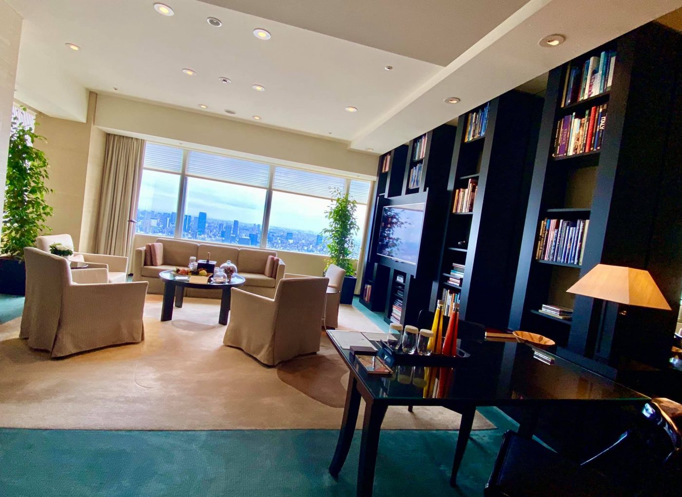 Revisiting the Lost in Translation hotel suite of the Park Hyatt Tokyo